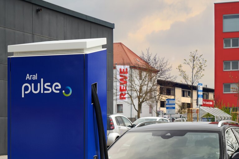 e-mobilitaet | REWE Presse